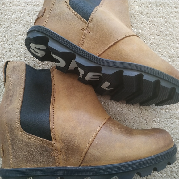 Sorel | Shoes | Sorel Joan Of Arctic Chelsea Wedge Boots 55 75 9 | Poshmark